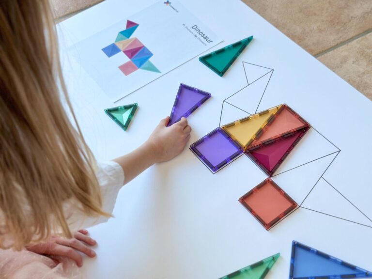 How To Build a CONNETIX Dinosaur – 5 Build Ideas